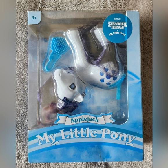 My Little Pony | Toys | Stranger Things X My Little Pony Applejack ...